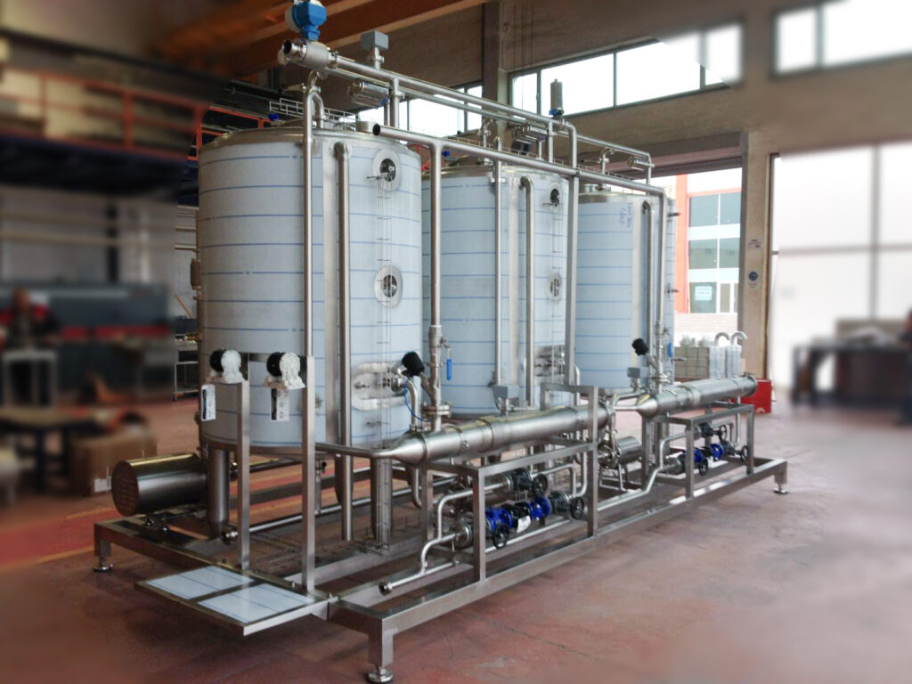 STAINLESS STEEL FEEDING TANKS - Biotech Trade Center